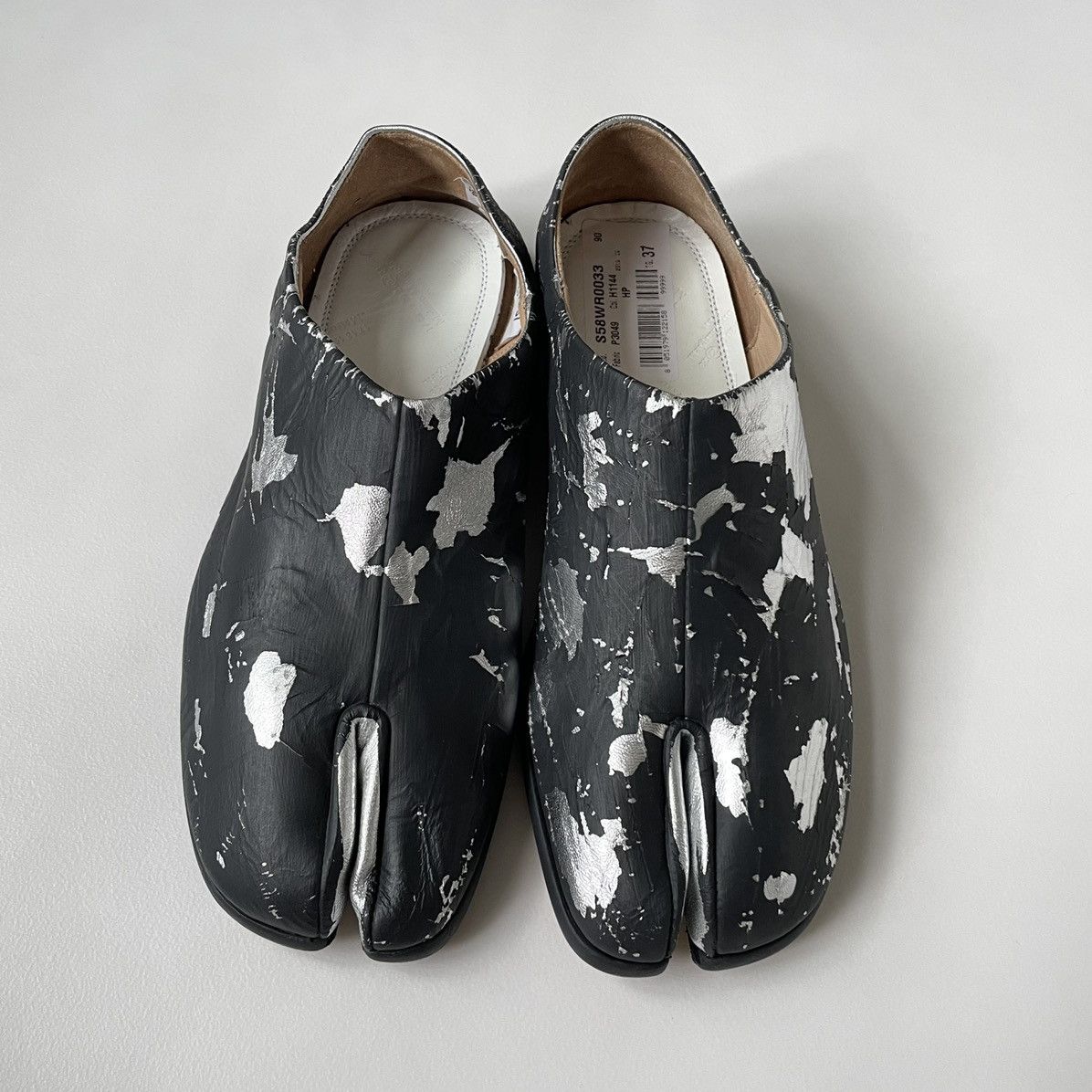 Maison Margiela Sample Painted Leather Tabi Loafers | Grailed
