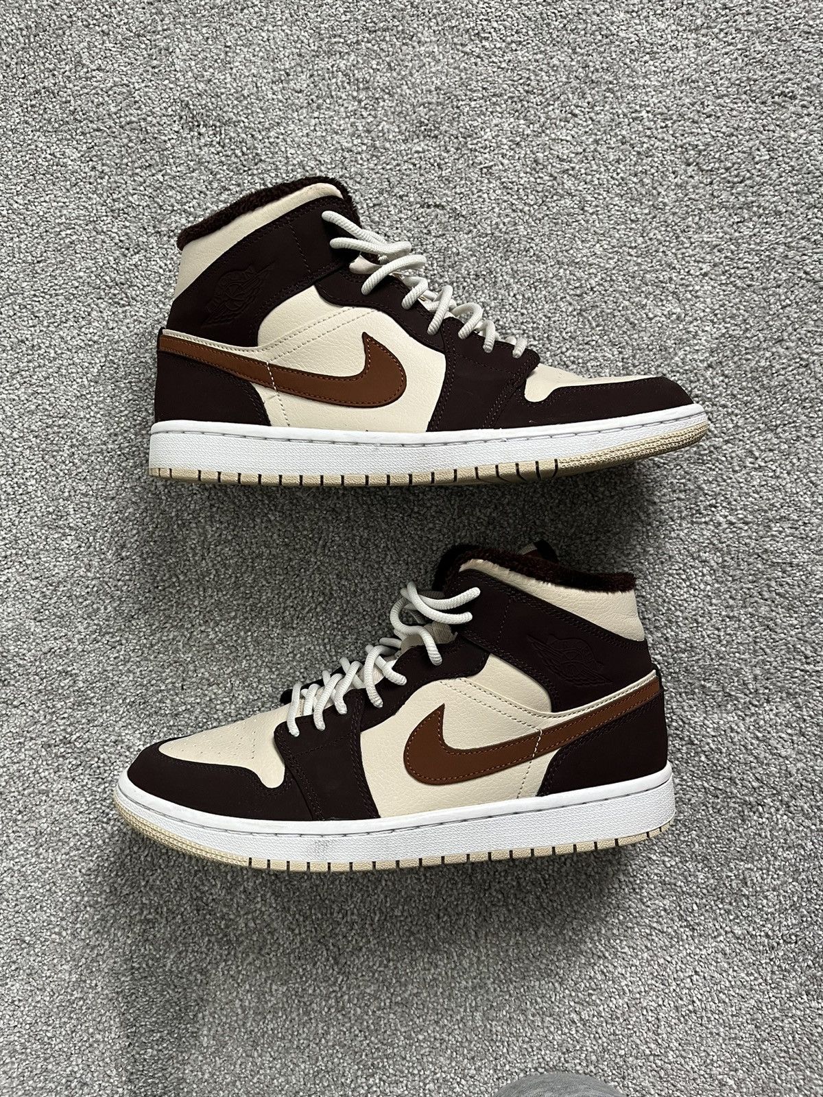 Jordan Brand Wmns Air Jordan 1 Mid SE ‘Cream Dark Chocolate’ | Grailed