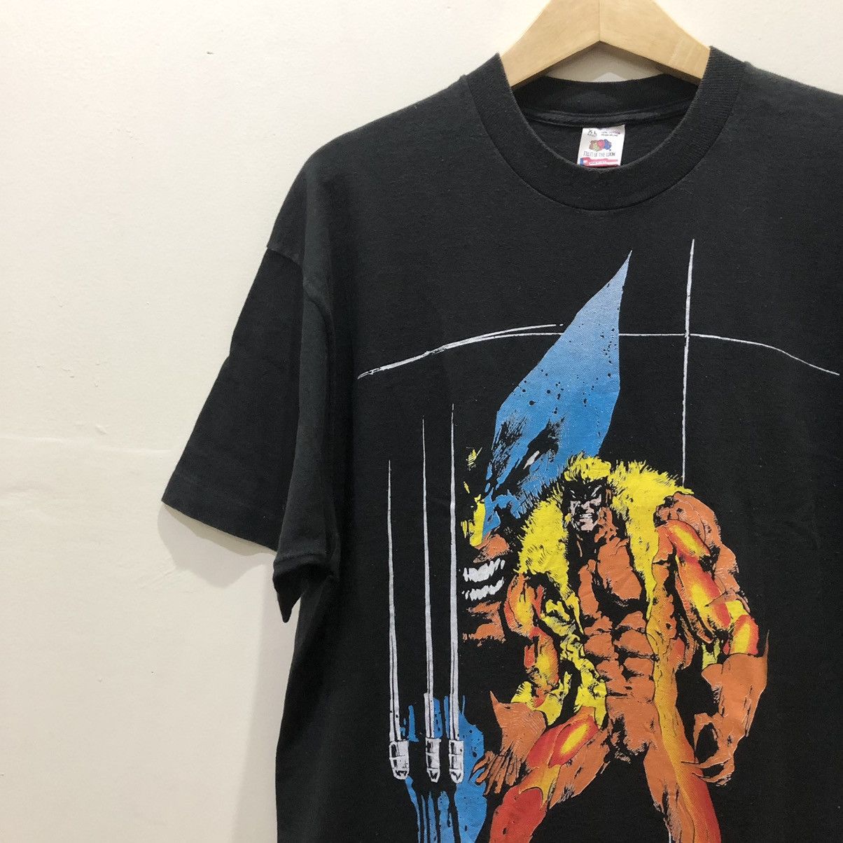 Marvel Comics × Vintage Vintage 90s Wolverine/Sabretooth by Comic ...