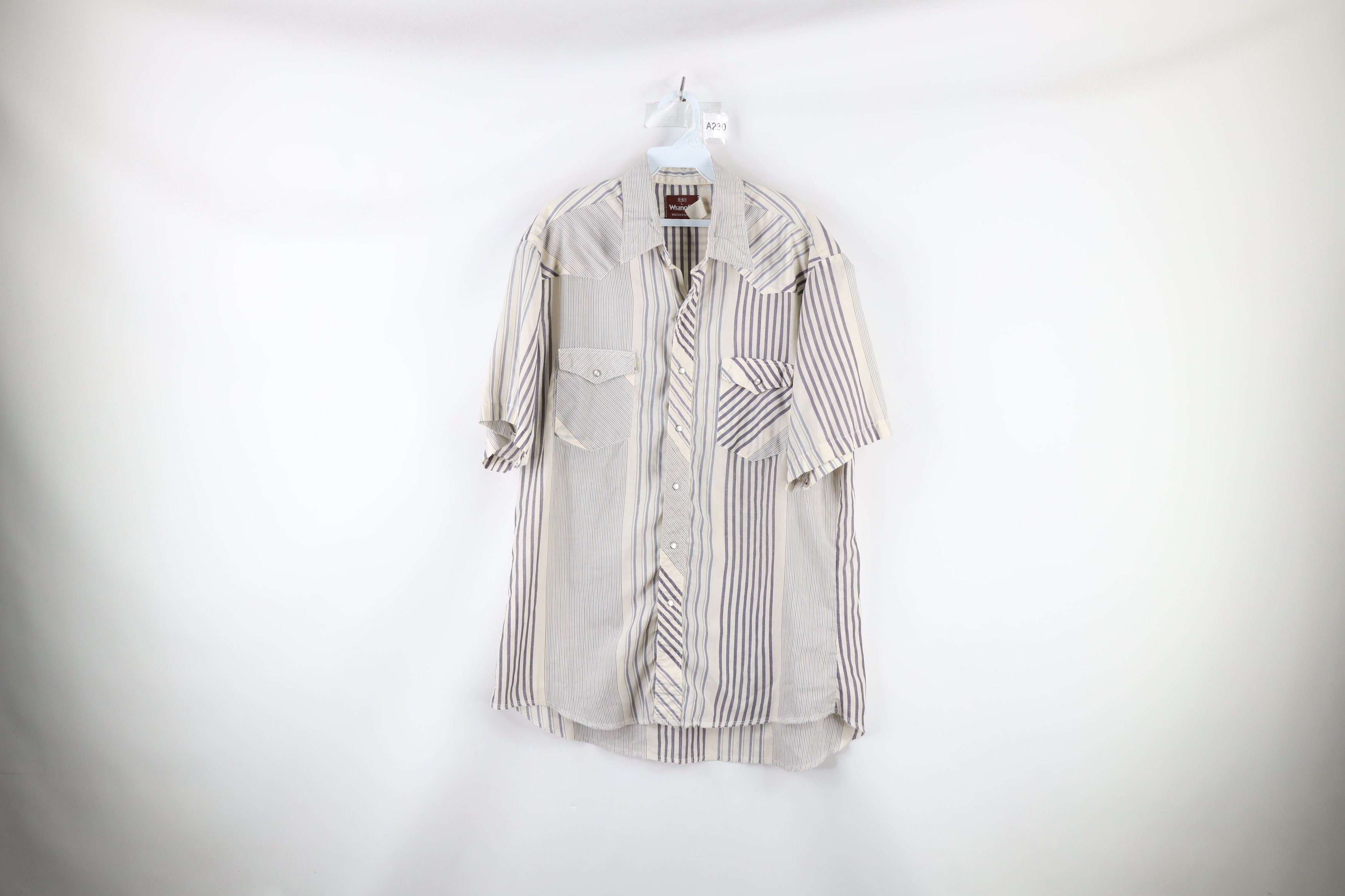 Vintage Vintage 70s Wrangler Western Rodeo Snap Button Shirt USA | Grailed