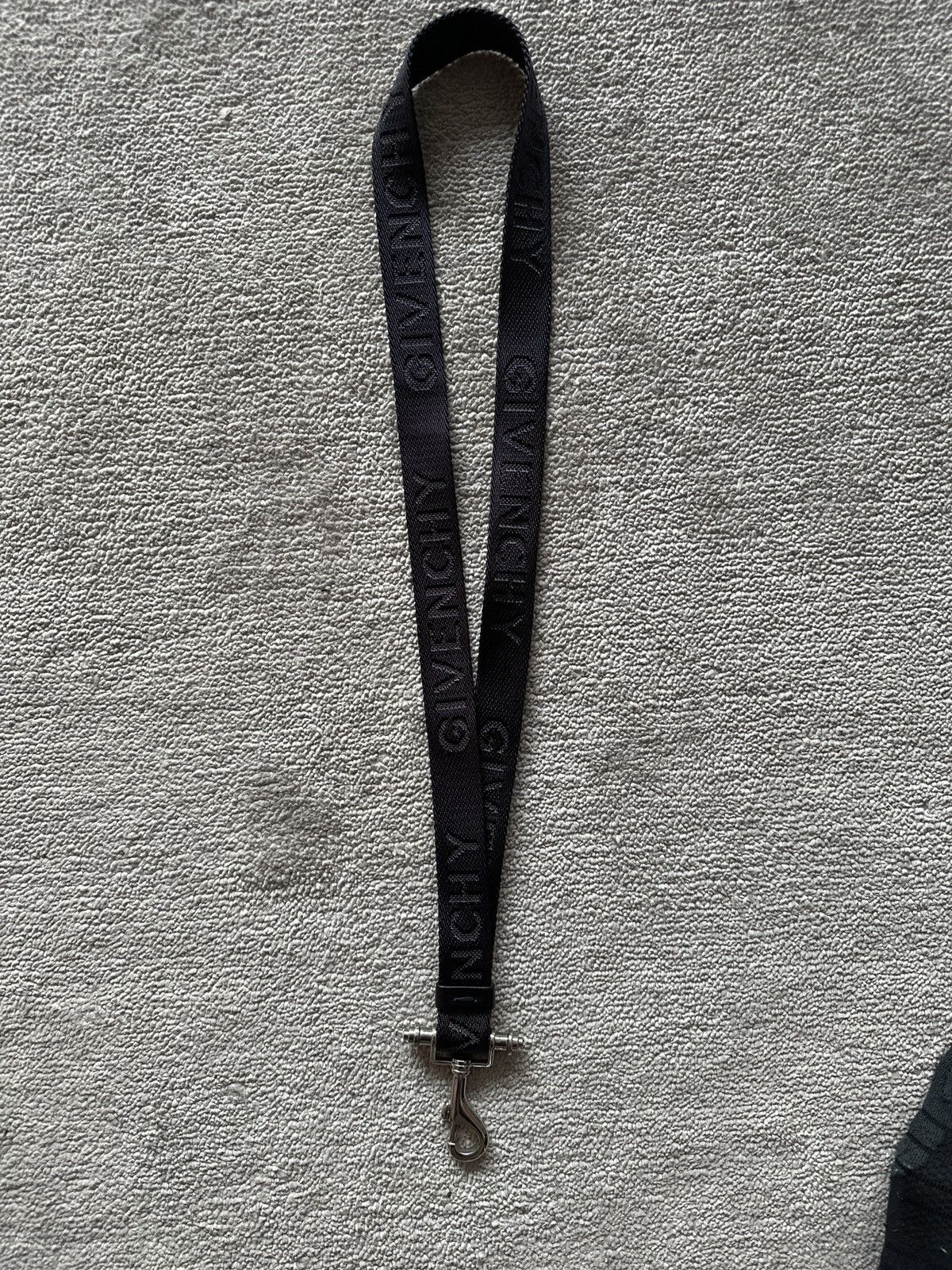 Givenchy Givenchy keychain | Grailed