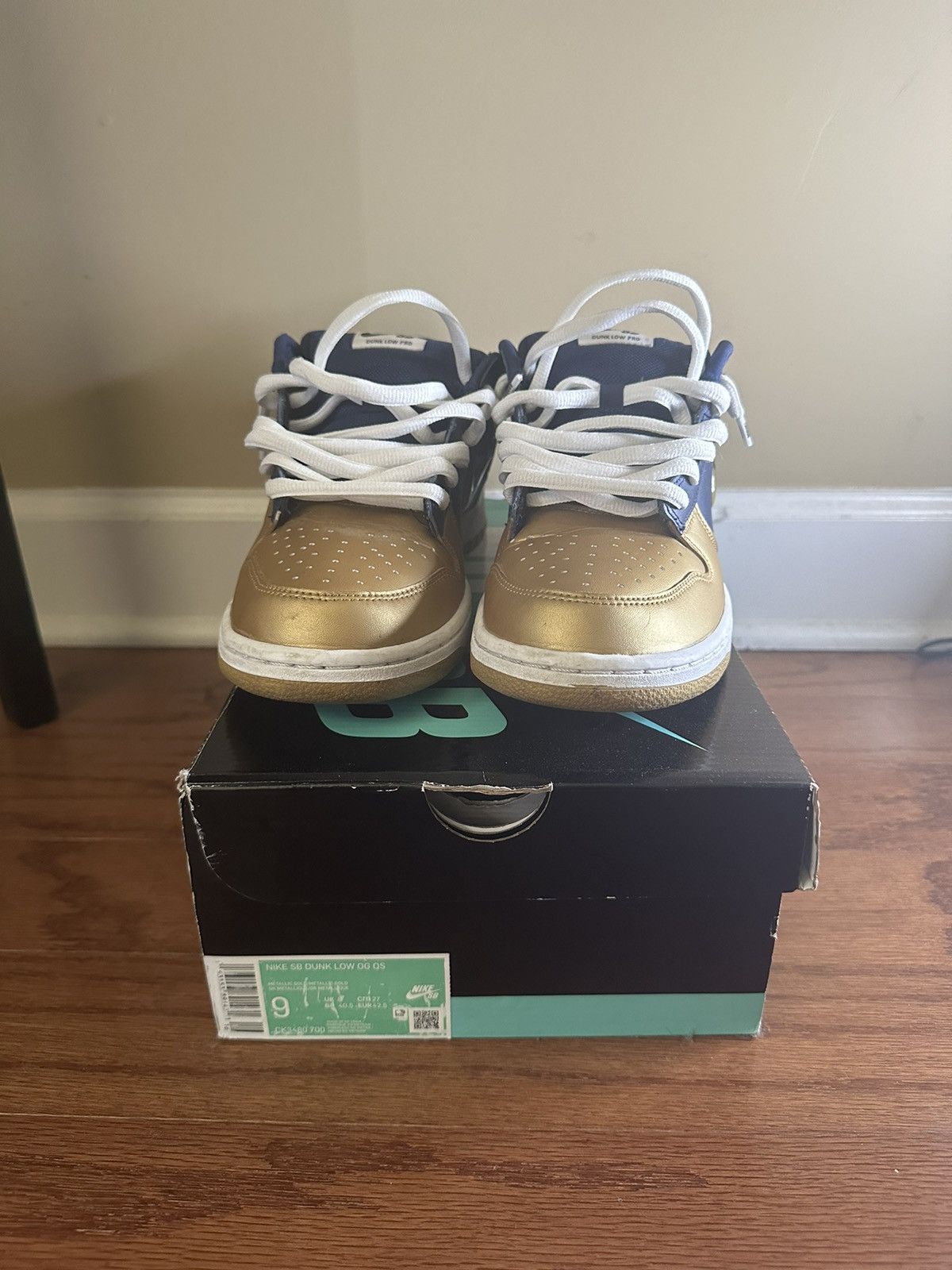 Supreme Nike Supreme Jewel Swoosh Gold Dunks | Grailed