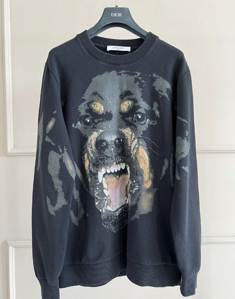 Givenchy × Riccardo Tisci Givenchy Rottweiler Appliqué Sweatshirt | Grailed