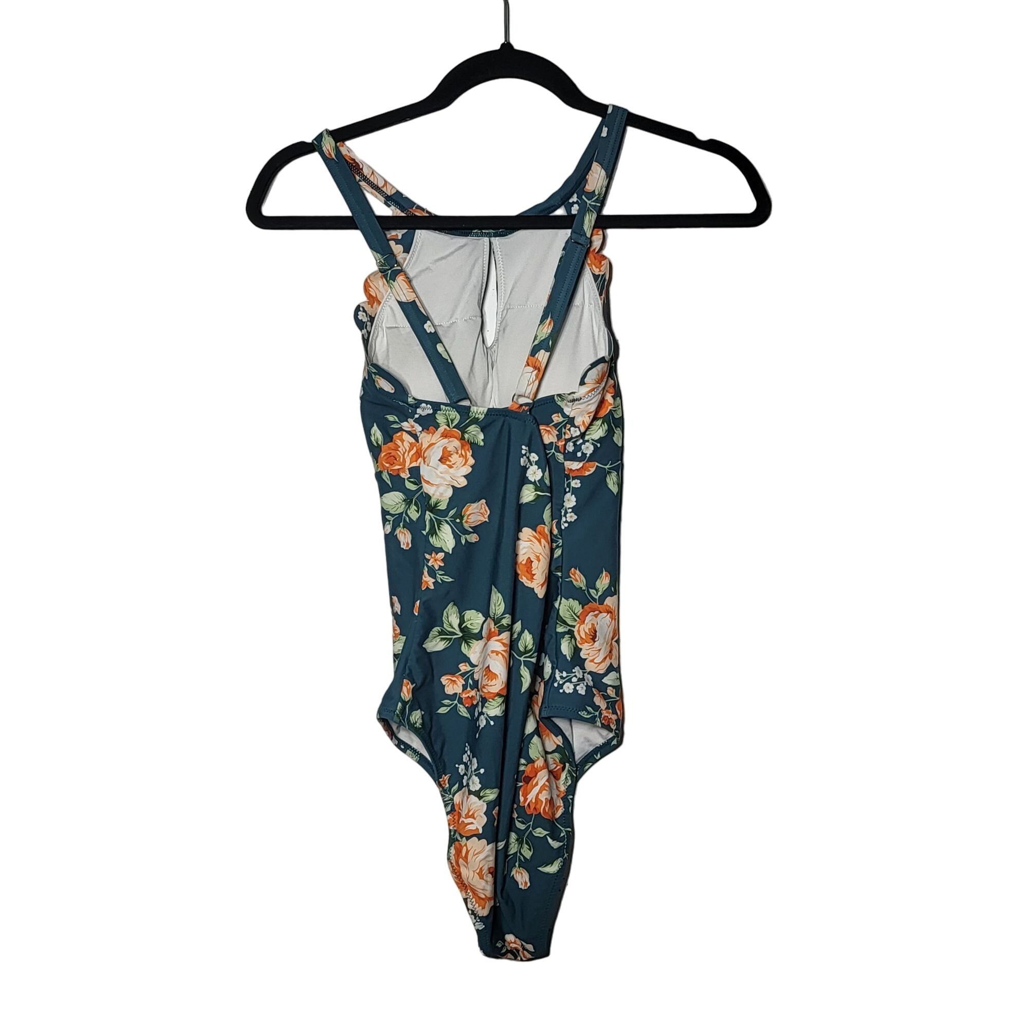 Other Cupshe Women's Floral Scalloped Key Hole One Piece Swimsuit | Grailed