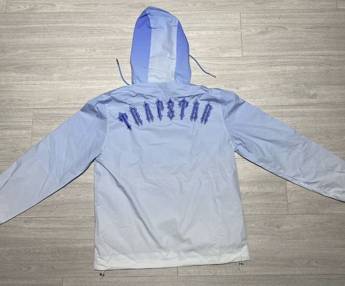 Trapstar London Trapstar Irongate T Windbreaker Jacket - Gradient Blue ...