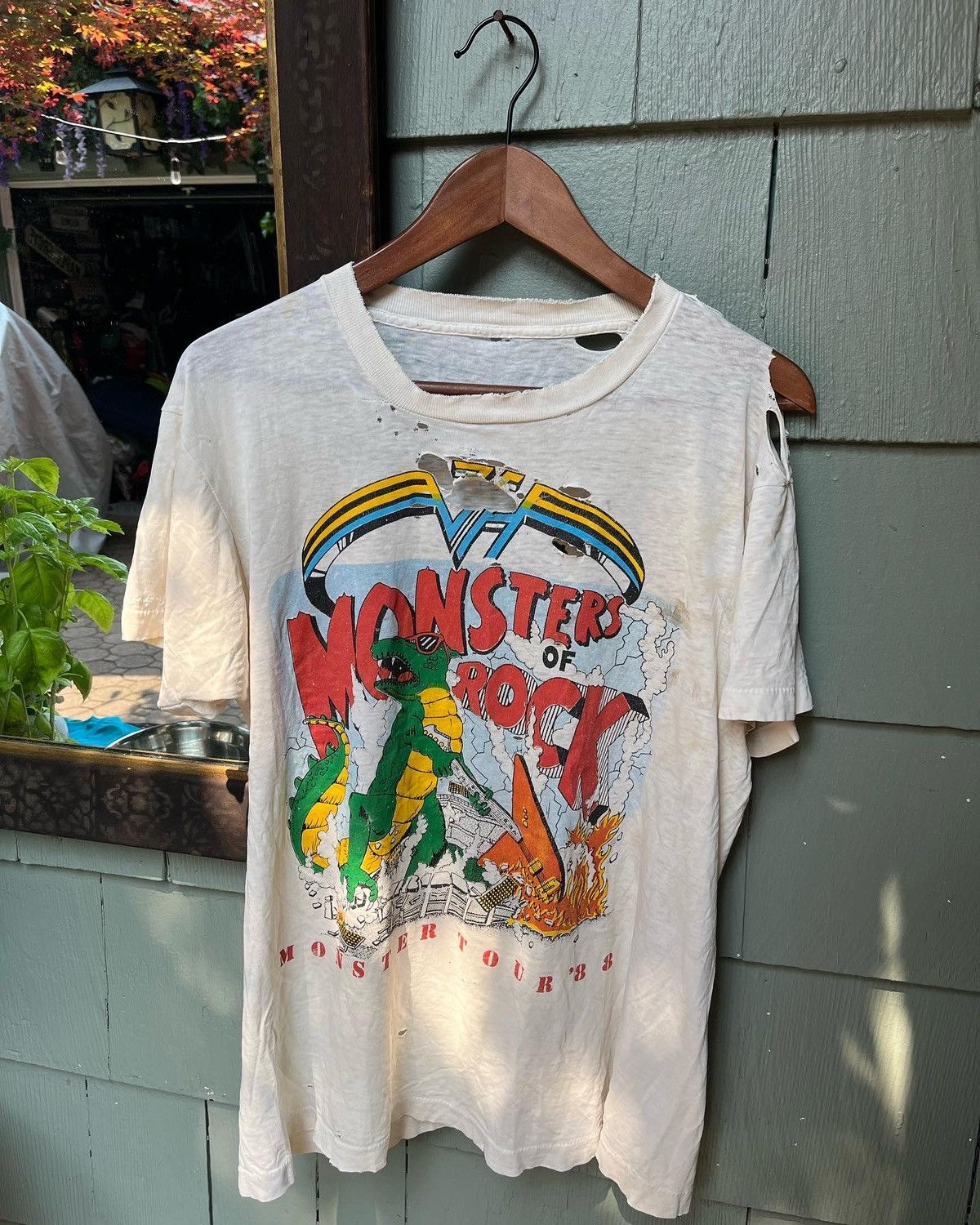 Band Tees × Rock T Shirt × Vintage Monsters Of Rock ‘88 Tour Tee Paper ...