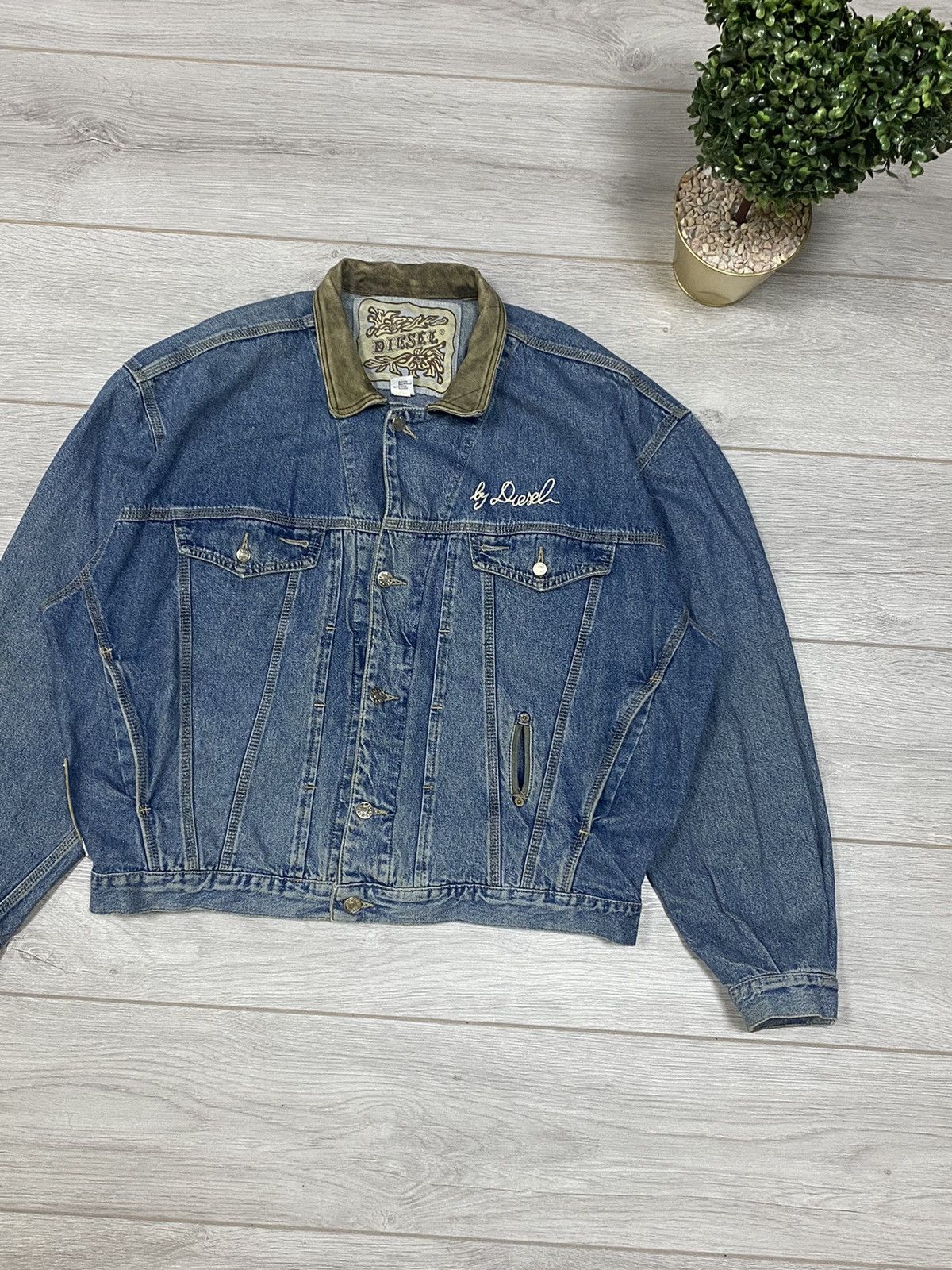 Diesel Diesel Industry vintage denim jacket buttons made in Italy | Grailed