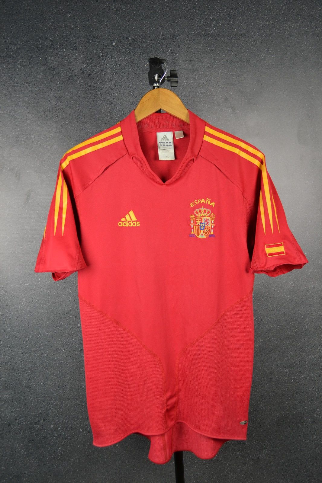 Adidas × Soccer Jersey × Vintage Spain 2004 Home Football Shirt Adidas ...