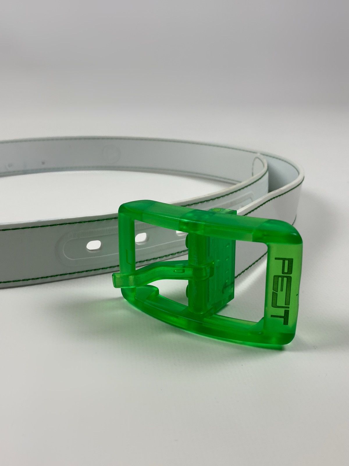 Streetwear Pelt White Airport Friendly Adjustable Bucket Rubber Me Belt ...