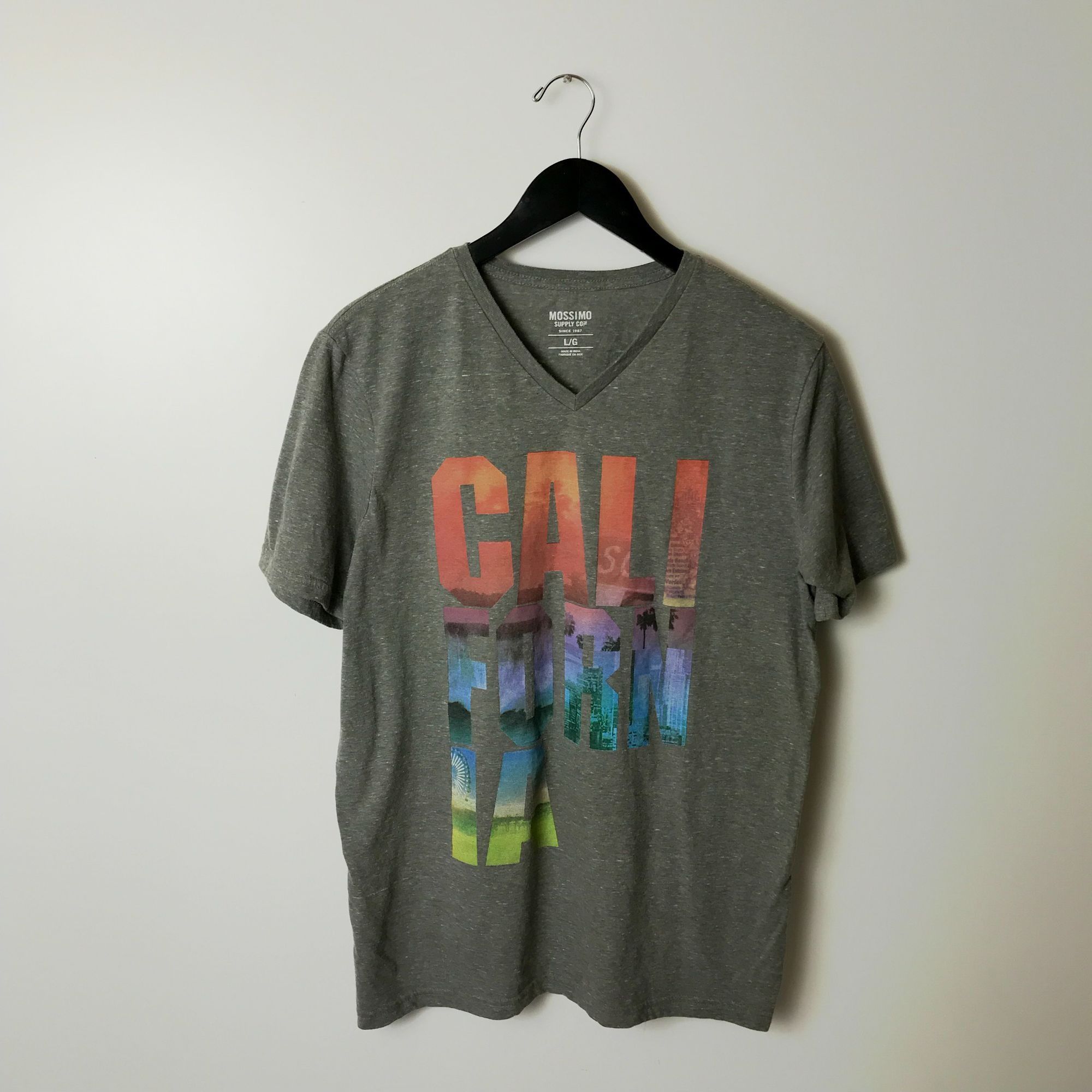 Mossimo Mossimo T Shirt Surf Graphic Tee Gray Large L V-Neck | Grailed