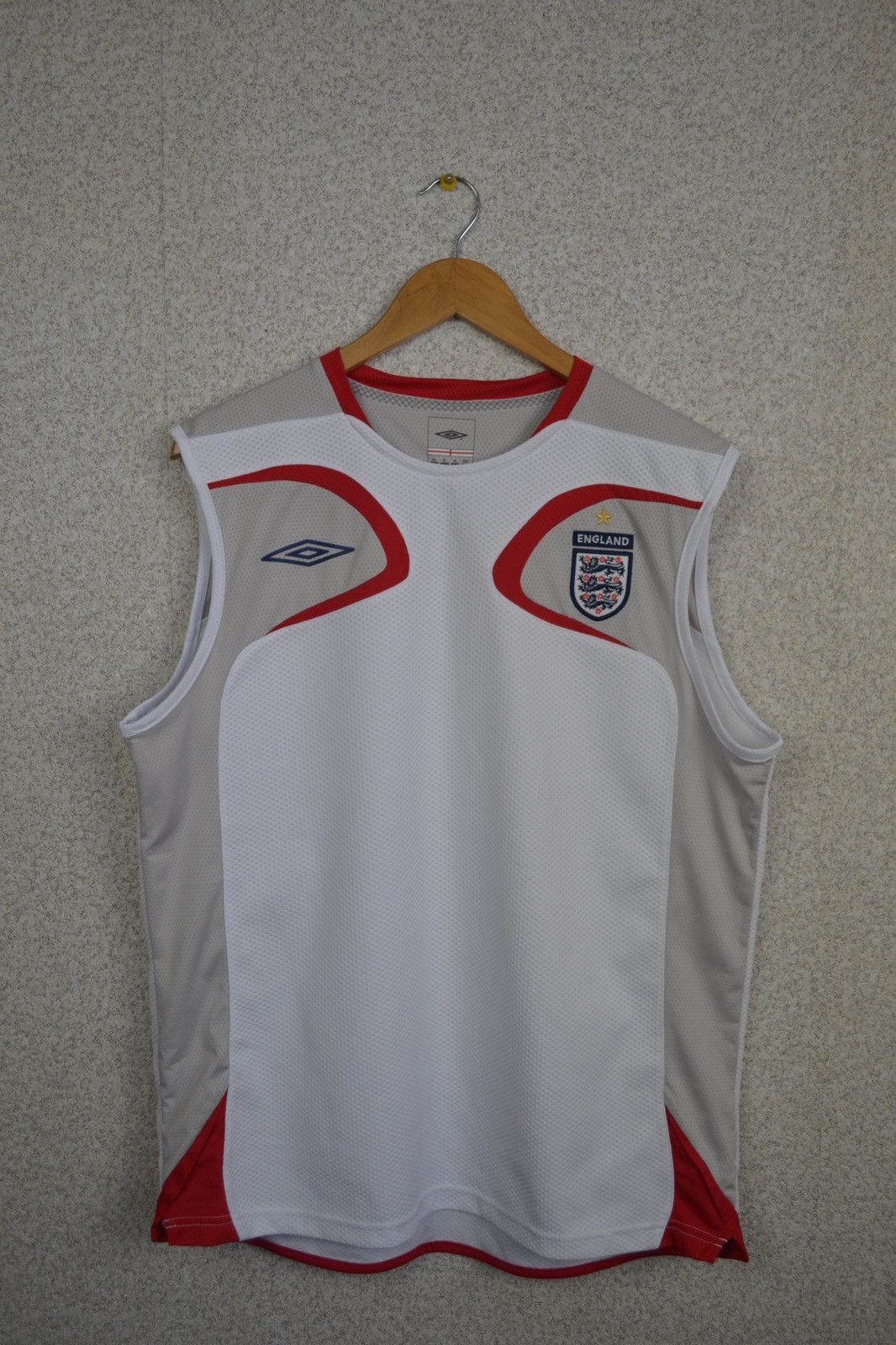 Soccer Jersey × Umbro × Vintage England Vintage Training Football Vest ...