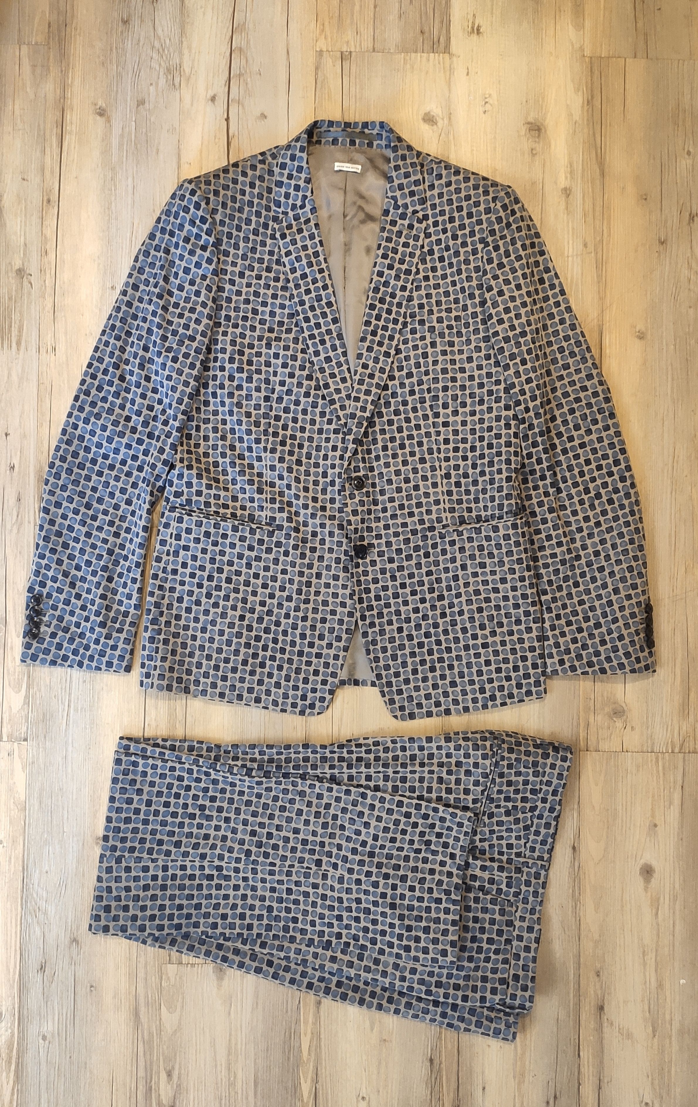 Dries Van Noten Iconic suit.Like Yohji Yamamoto or Raf simons suits ...