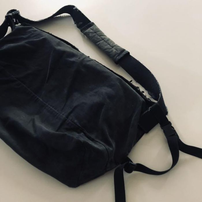Undercover UNDERCOVER Distressed Messenger Bag Black | Grailed