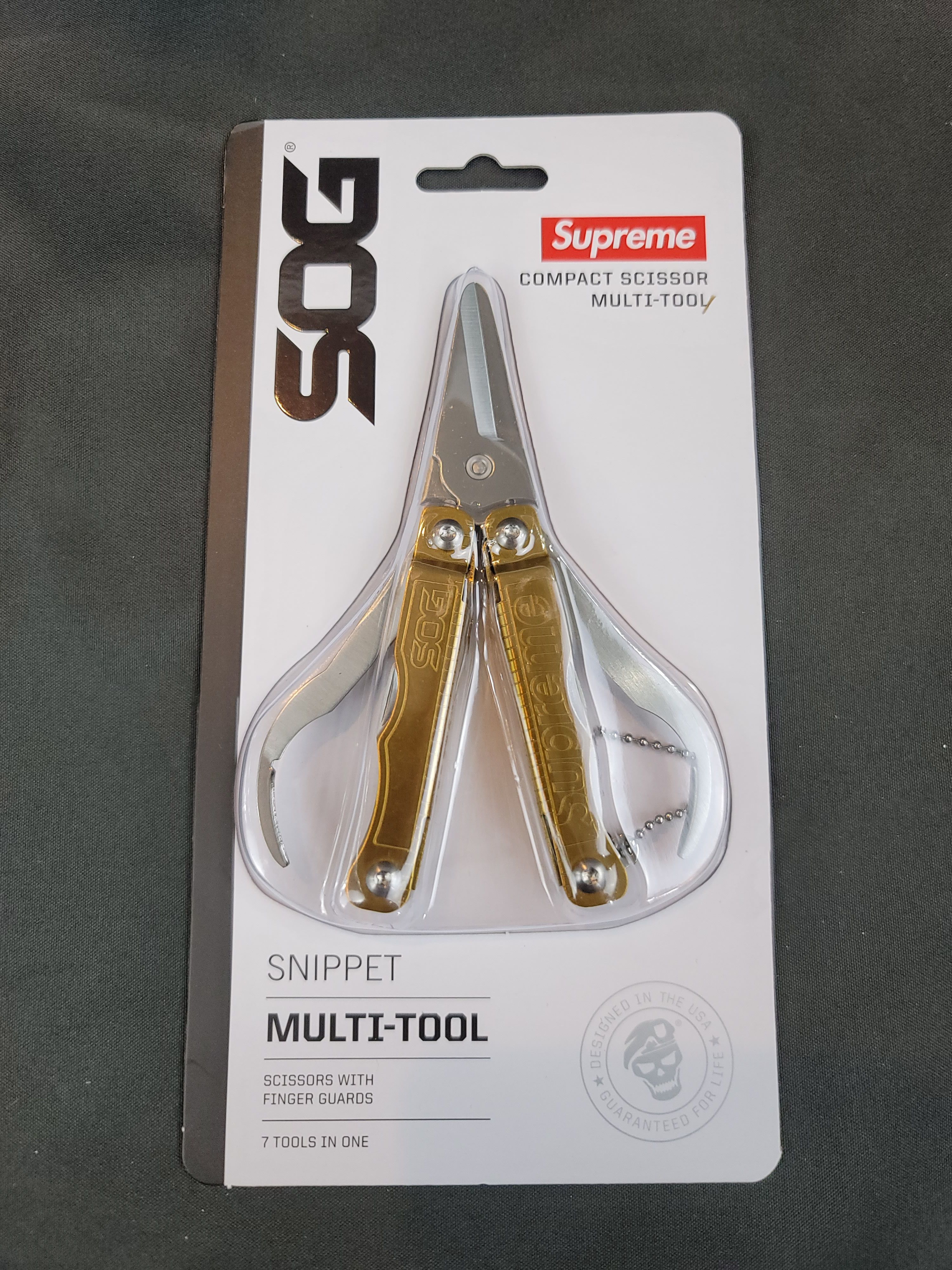 Supreme Supreme x SOG Snippet Multi Tool Gold FW22 Limited Brand New ...