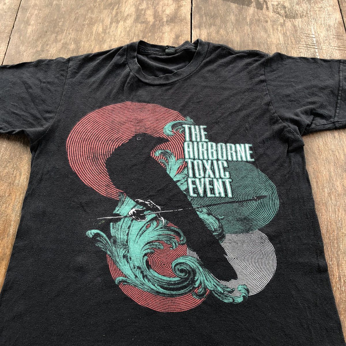 Band Tees × Rock Band × Tour Tee The Airborne Toxic Event Rock Band T ...