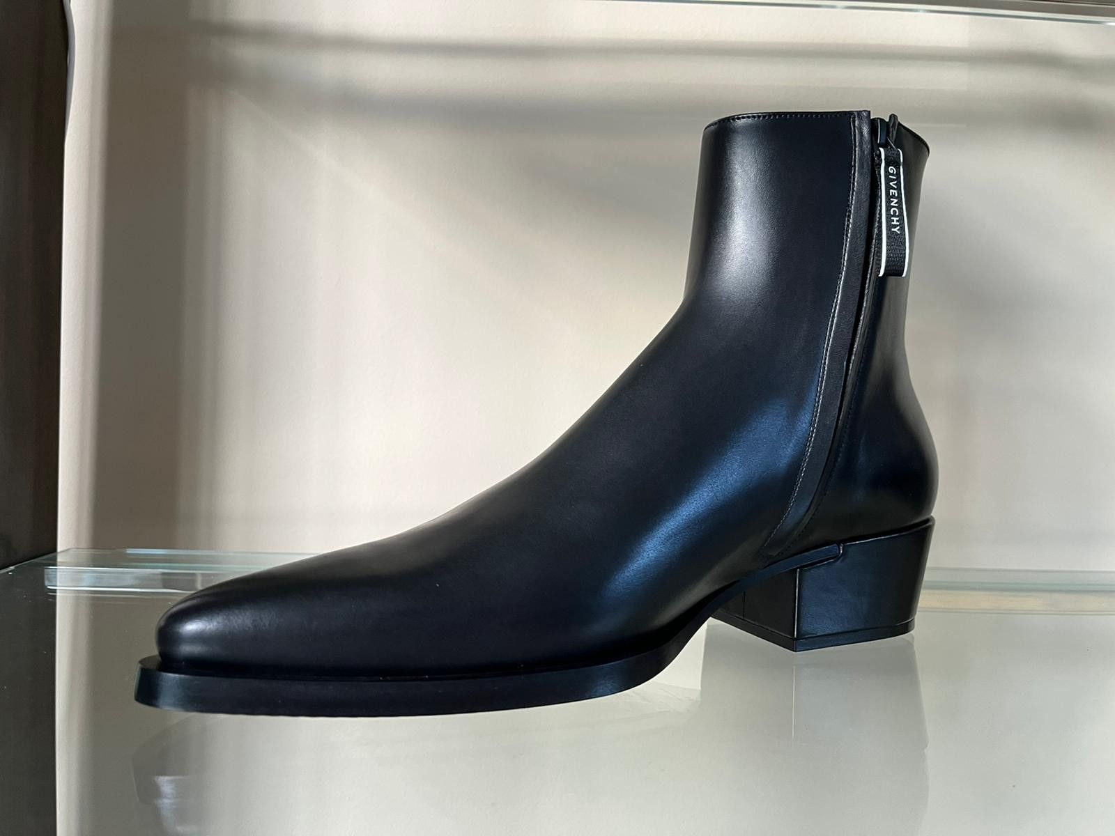 Givenchy Logo Zipper Chelsea Boots in Black | Grailed