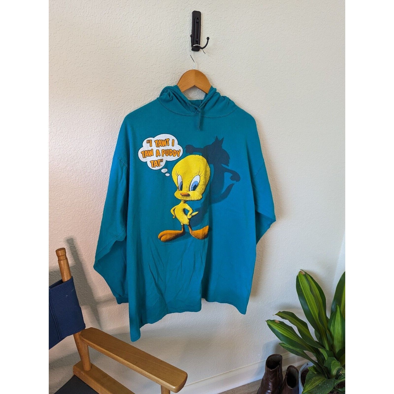 Vintage × Warner Bros Looney Tunes Vintage 1993 Tweety Teal Long Sleeve ...