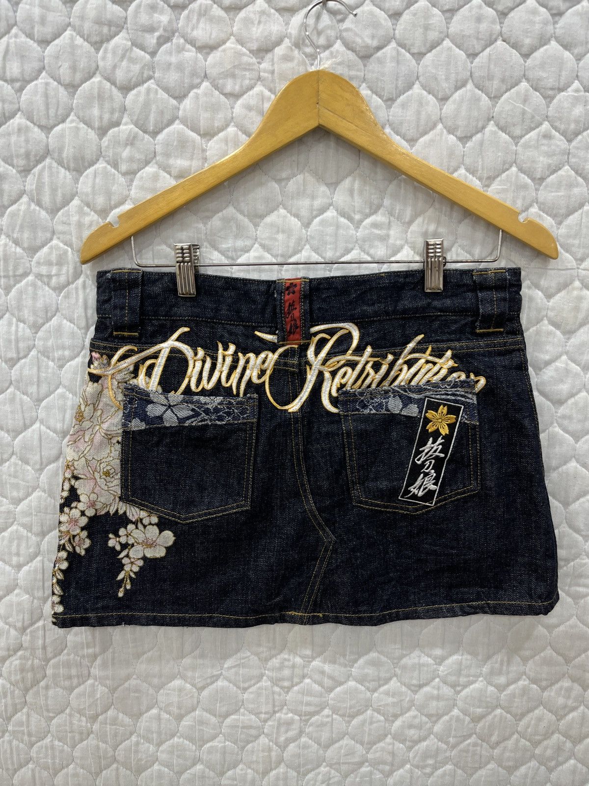 Archival Clothing × Avant Garde × Japanese Brand (Iiii). DIVINE ...