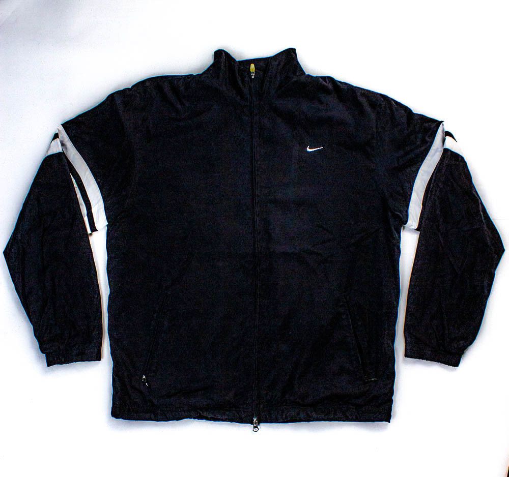 Nike × Streetwear × Vintage 🔥Nike jacket spring vintage 2000s y2k black ...