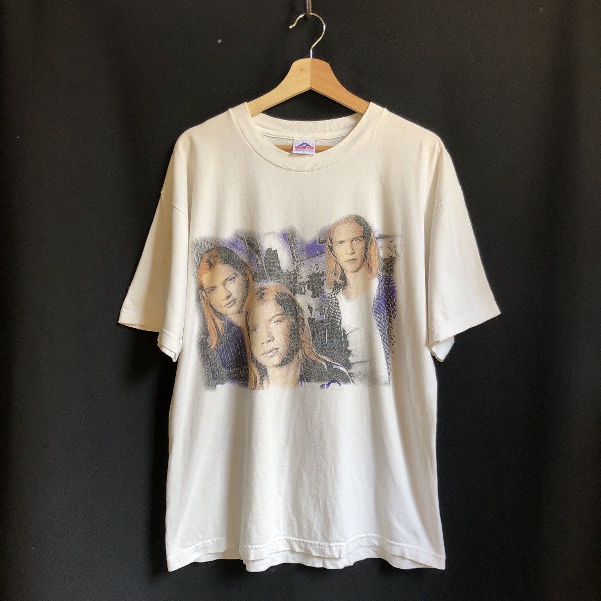 Band Tees × Vintage Vintage 90s Hanson in Concert Band Tshirt | Grailed