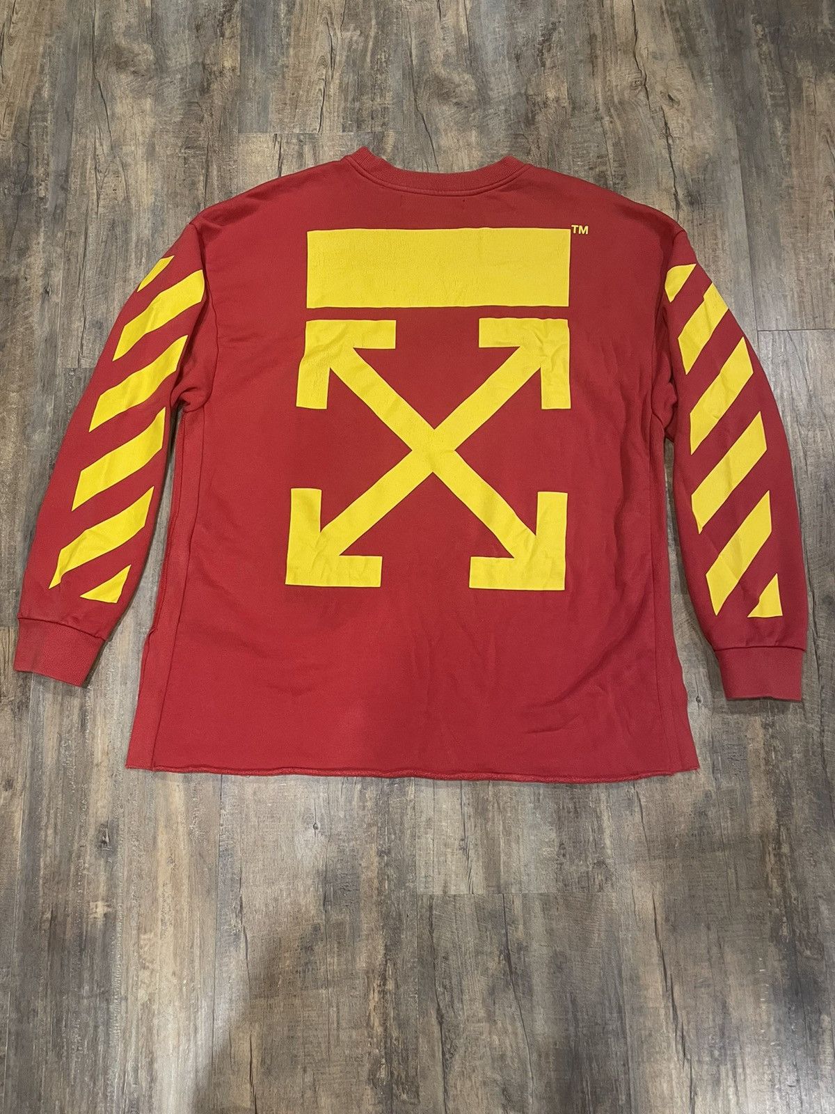 Off-White RARE Off-White Diagonal Arrows Logo Red Crewneck Sweatshirt ...