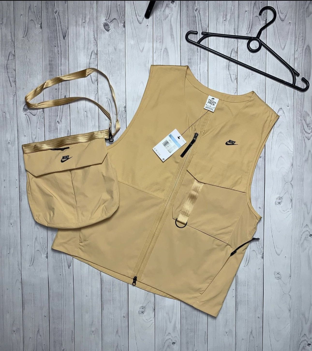 Nike Nike tech pack vest + bag rare ACG | Grailed