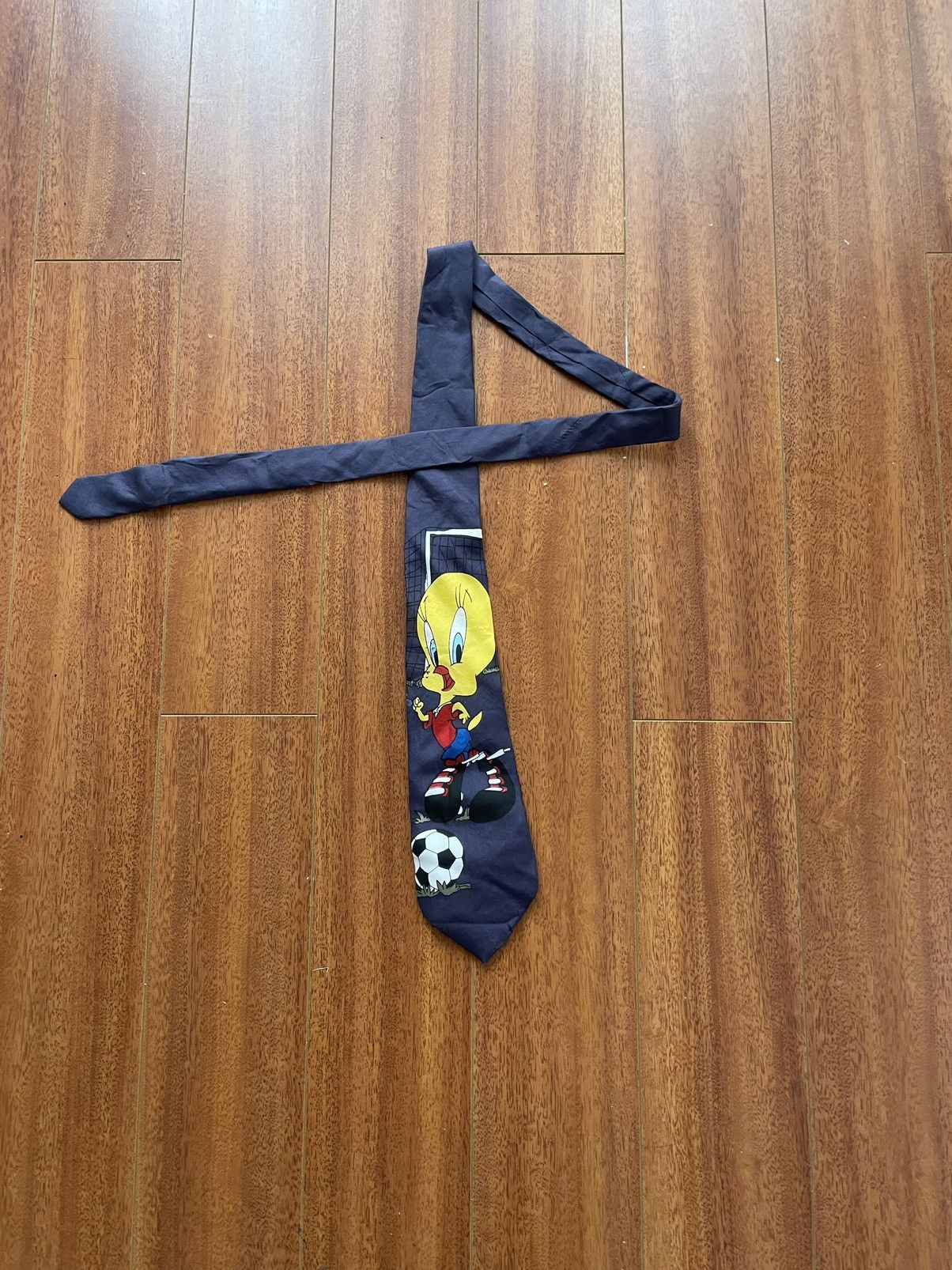 Vintage Tweety Bird Soccer cartoon Tie | Grailed