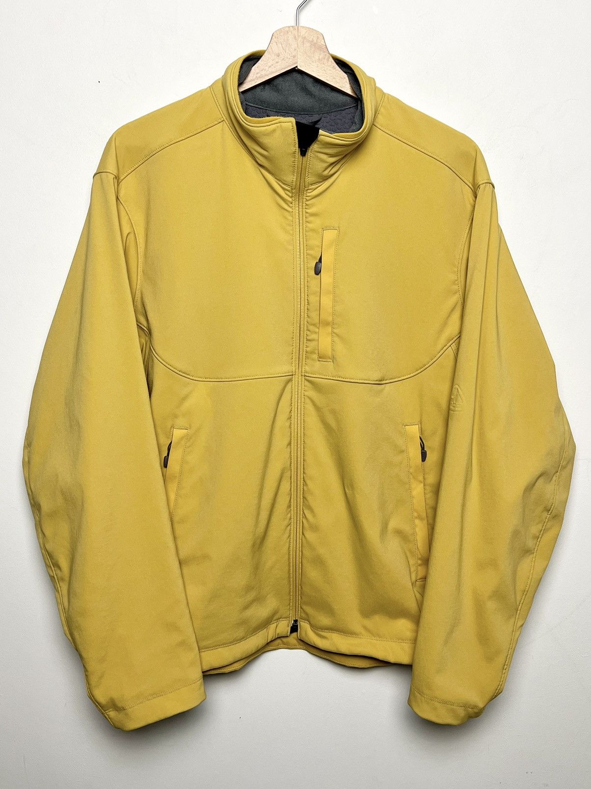 Nike ACG × Vintage nike acg softshell jacket | Grailed