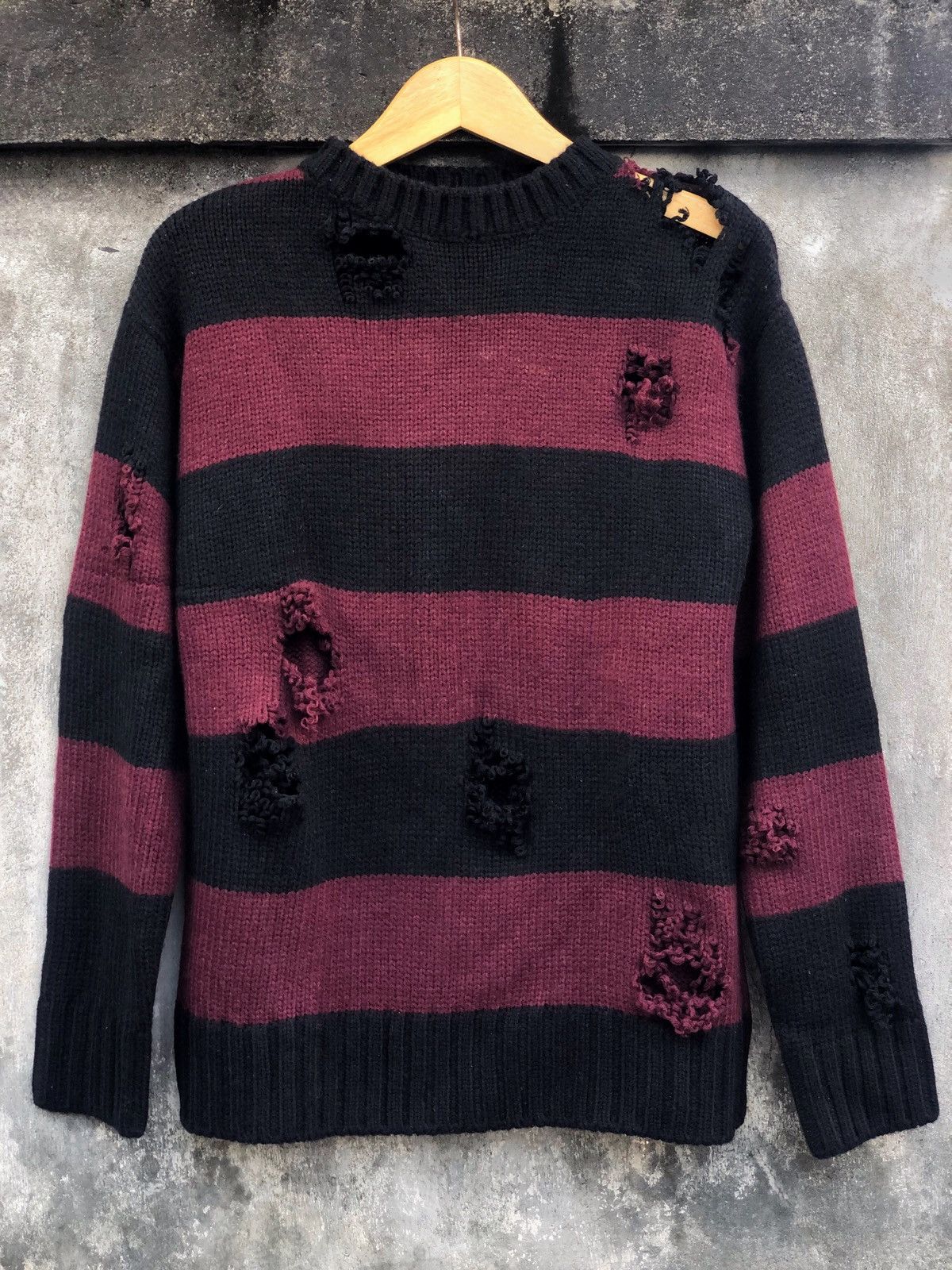 Avant Garde × Beauty Beast × Japanese Brand Distressed GU Knit Sweater ...
