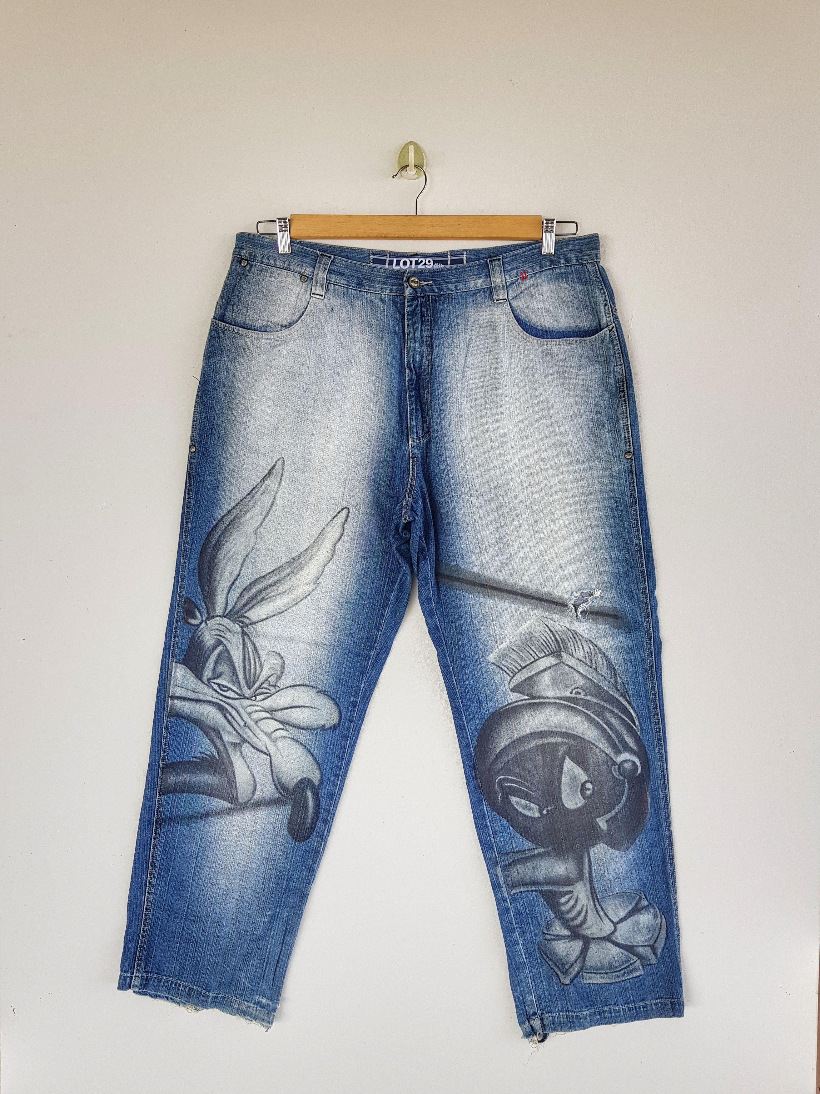 Jean × Southpole × Warner Bros Lot 29 Warner Bros Cartoon Baggy Jeans ...