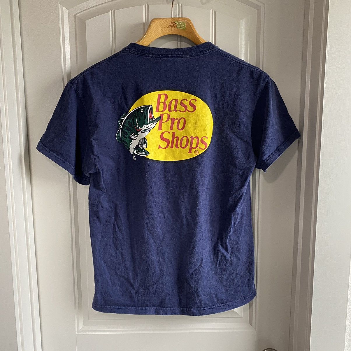 Bass Pro Shops × Streetwear × Vintage Vintage Bass Pro Shop Logo Tee ...