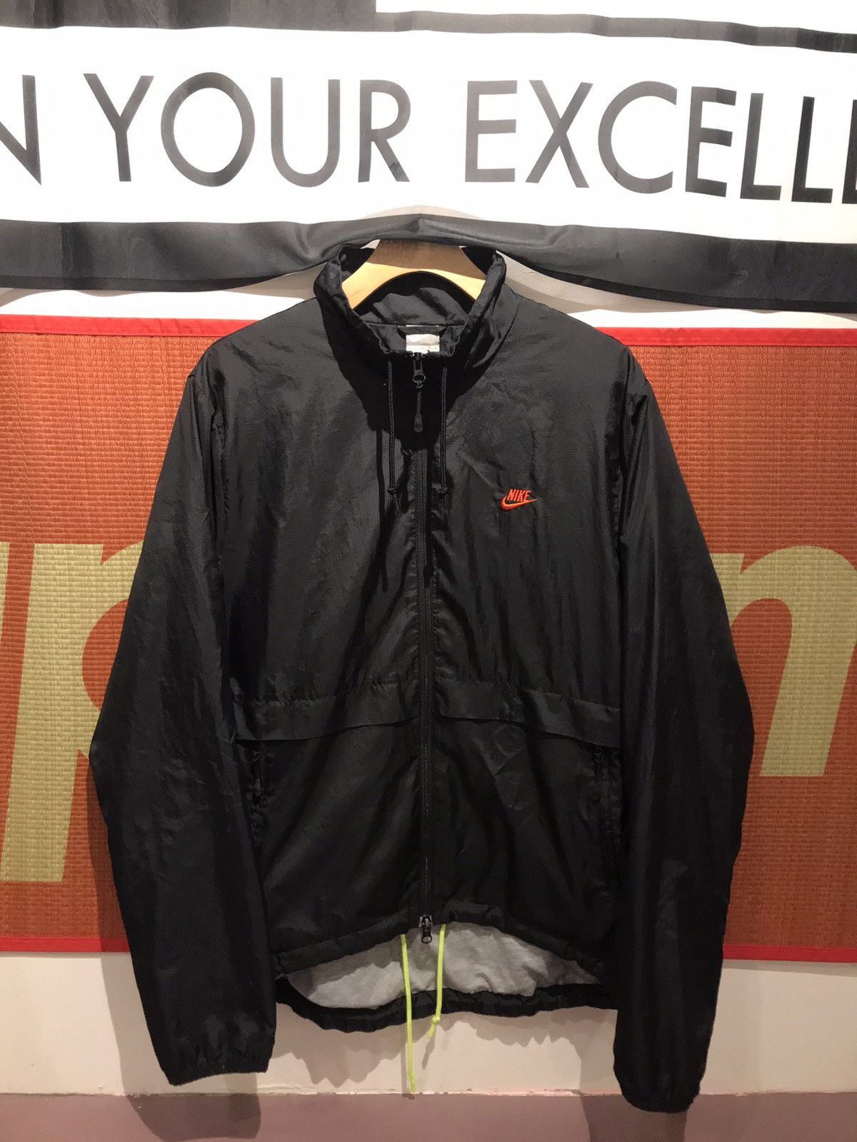 Nike 2000 vintage retro Nike sportswear windbreaker coat jacket | Grailed