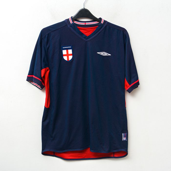 Umbro C03 England Reversible football shirt 2002 jersey 2004 kit | Grailed