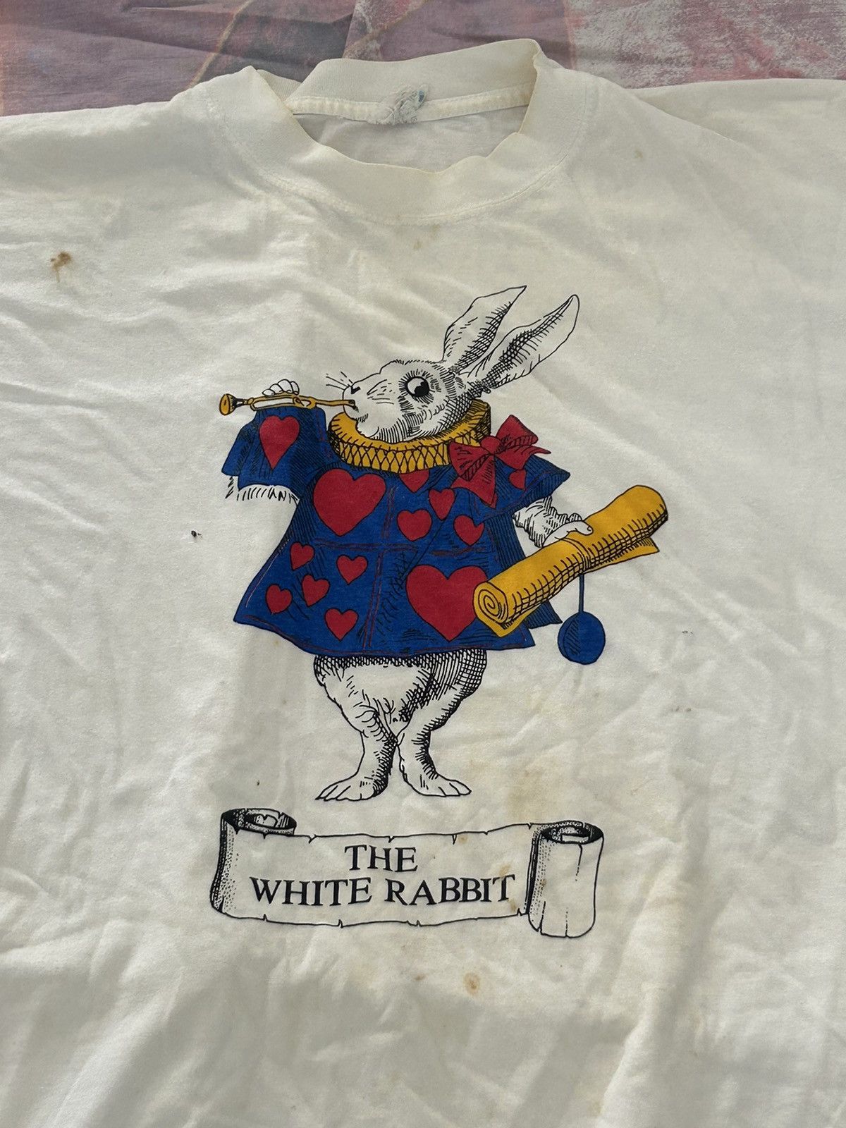 Vintage The white rabbit T-shirt 80s | Grailed