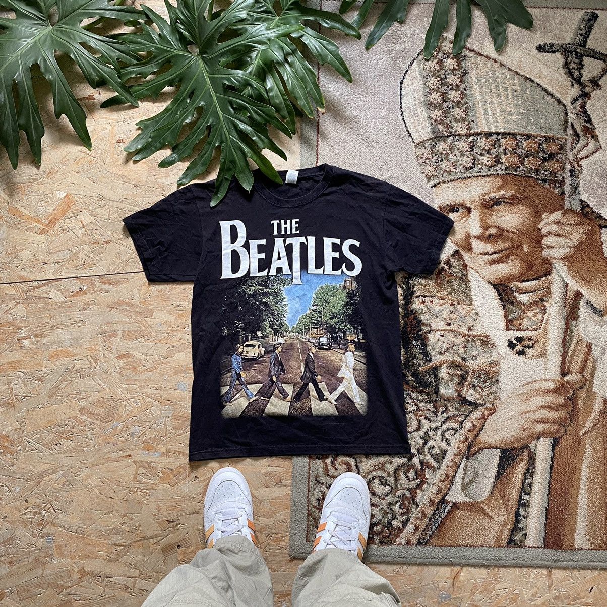 Band Tees × Streetwear × Vintage VINTAGE Y2K THE BEATLES ABBEY ROAD AMAZING T SHIRT | Grailed