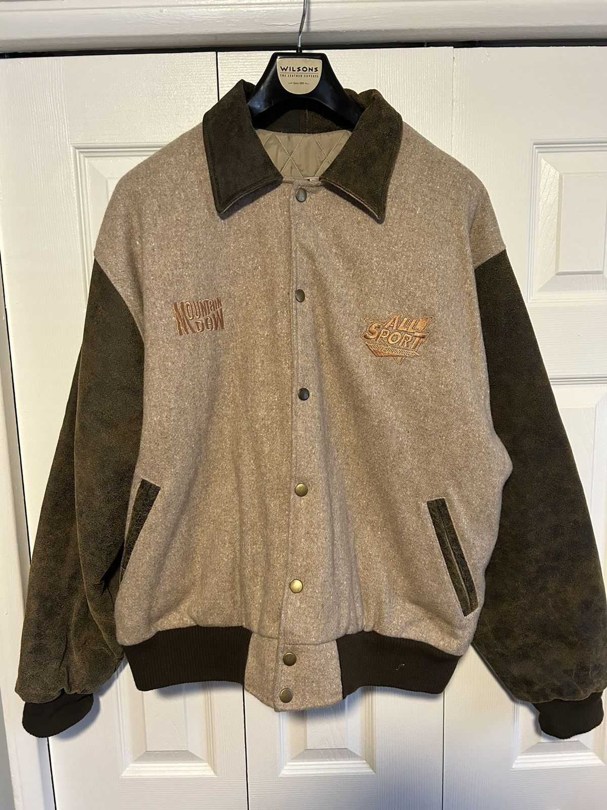 Vintage MOUNTAIN DEW NCAA 1996 FINAL FOUR MEADOWLANDS VARSITY JACKET ...