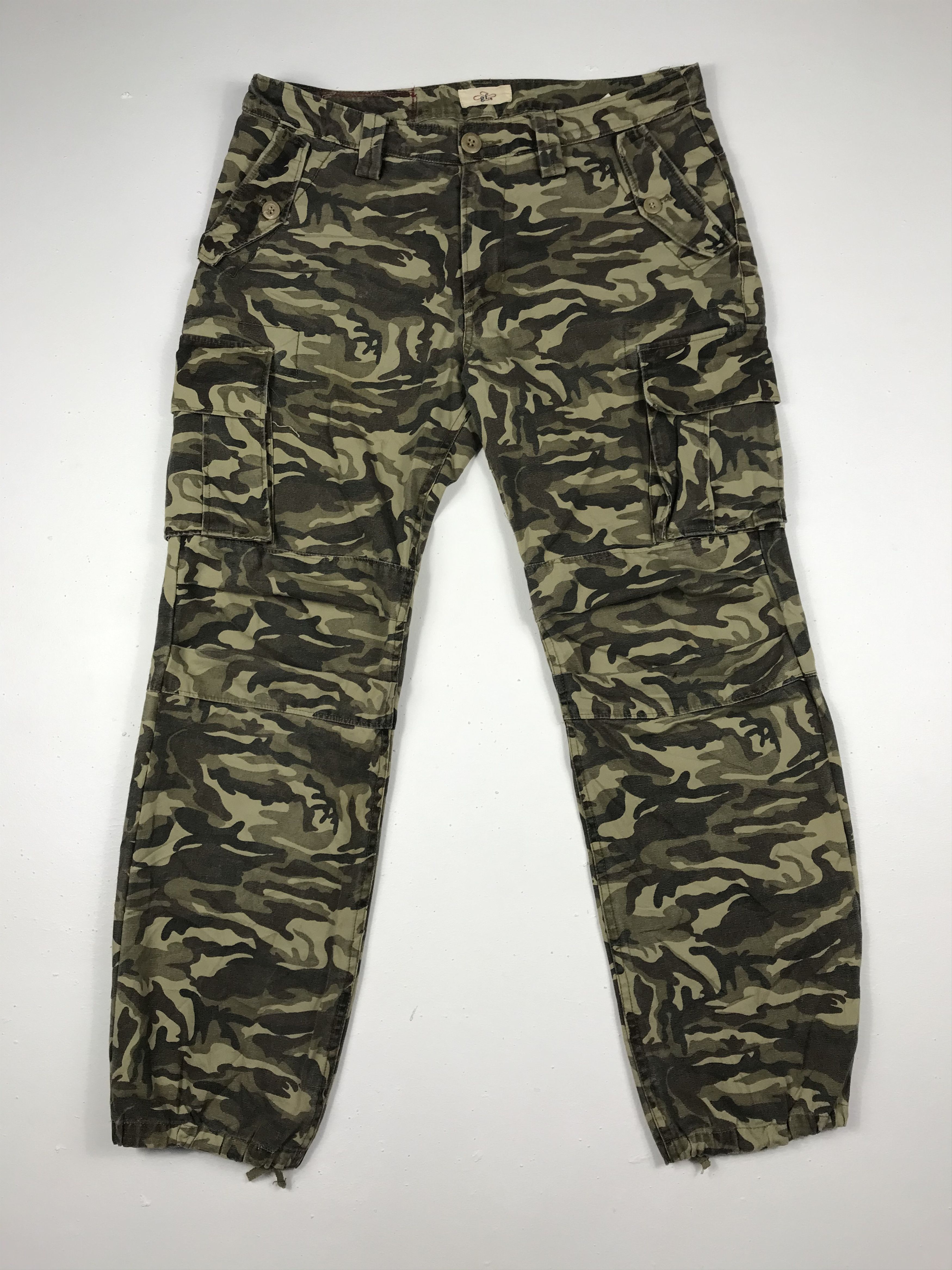 Japanese Brand × Streetwear Vintage GF Camouflage Two Tones Cargo Pants ...