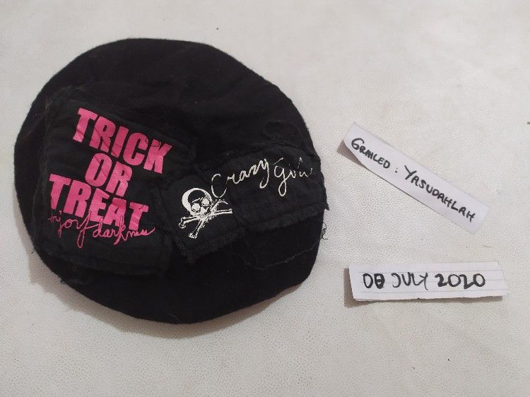 Japanese Brand 🔥Hell Cat punk Skull Patchwork Bondage Baret Hats | Grailed