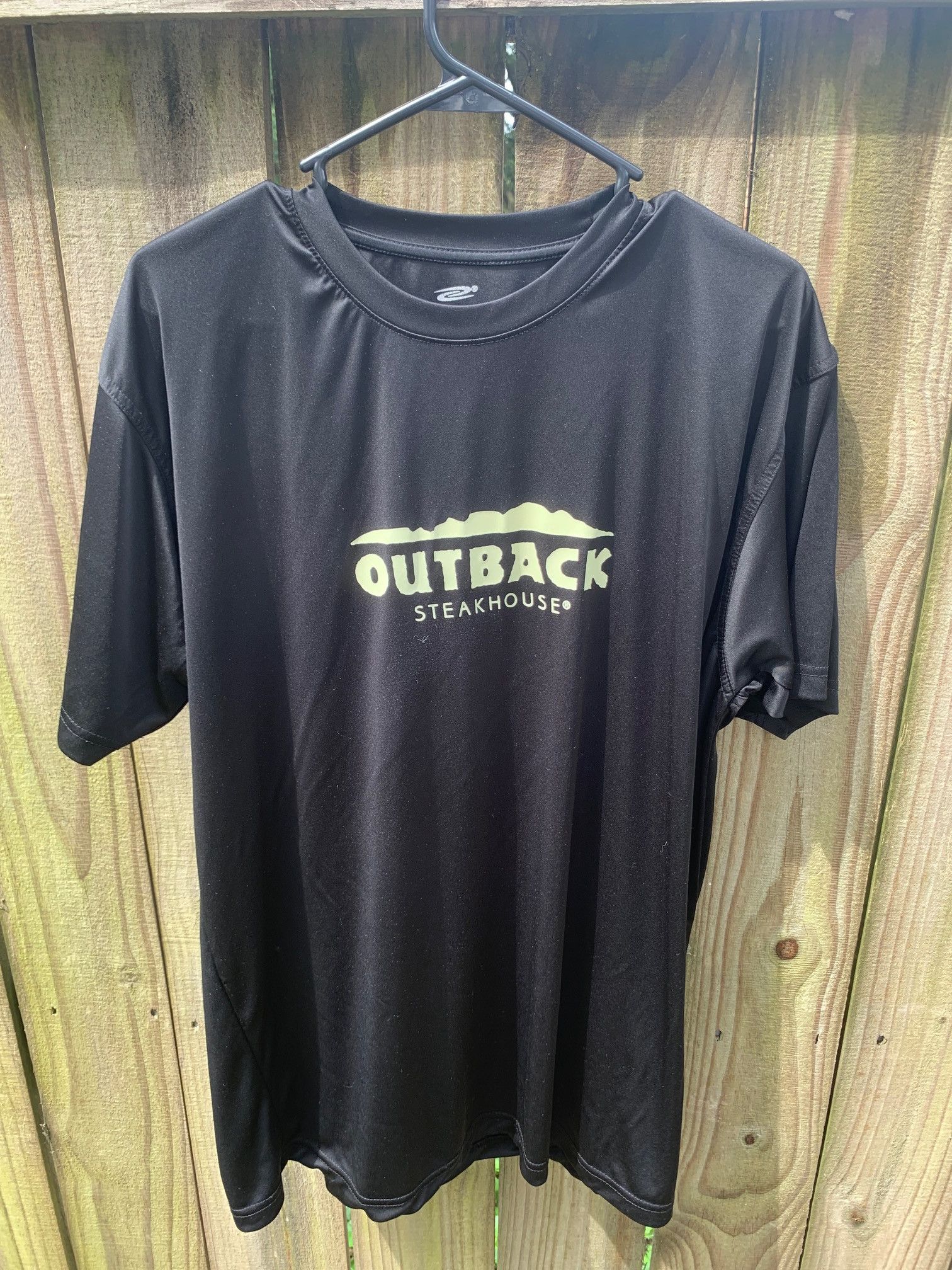 Vintage Outback Steakhouse Dri-Fit T-Shirt | Grailed