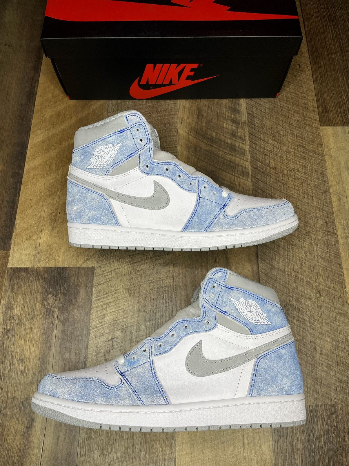 Jordan Brand × Nike Air Jordan 1 Retro High OG Hyper Royal 2021 | Grailed