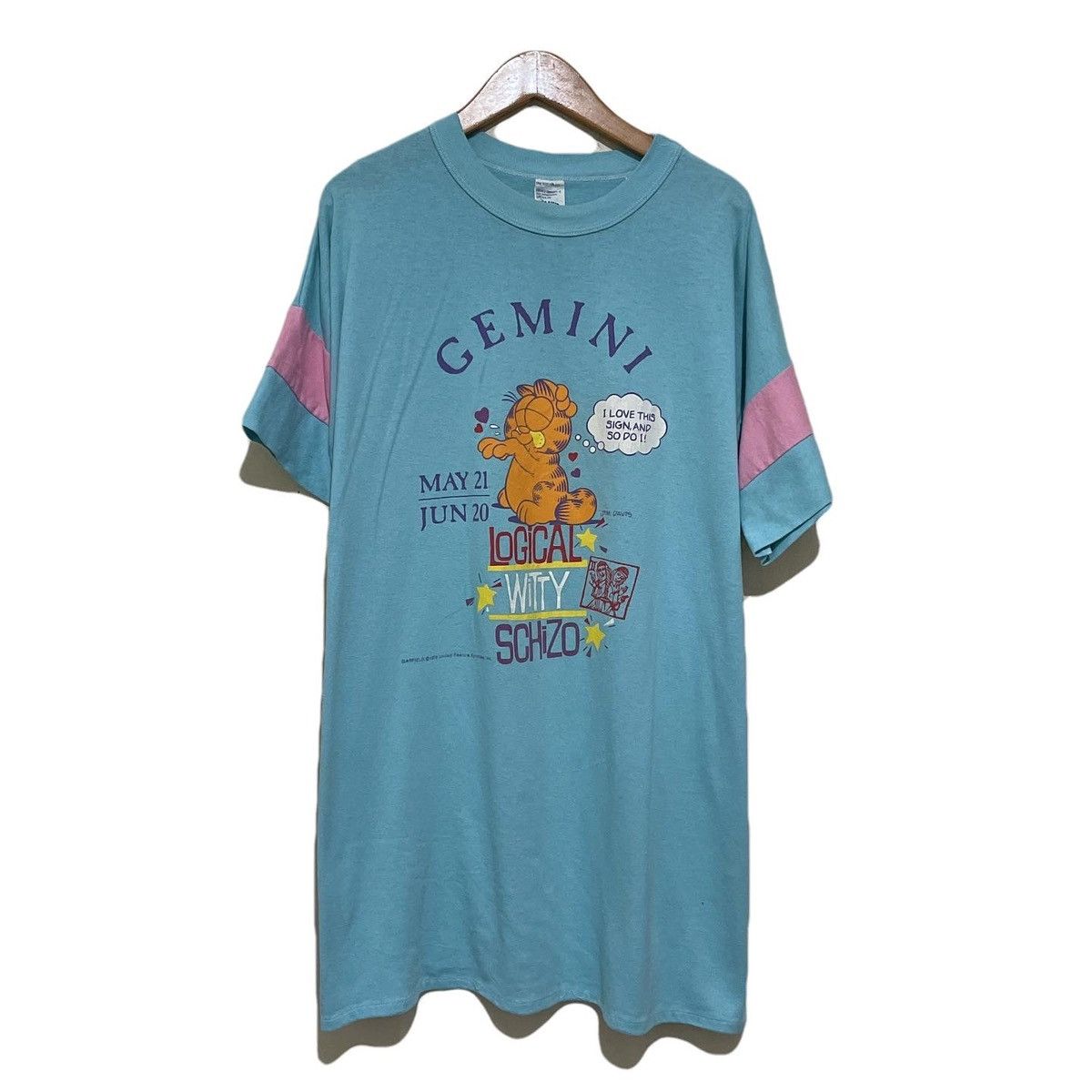 Vintage VTG GARFIELD GEMINI ZODIAC SINGLE STITCH ALL AROUND | Grailed
