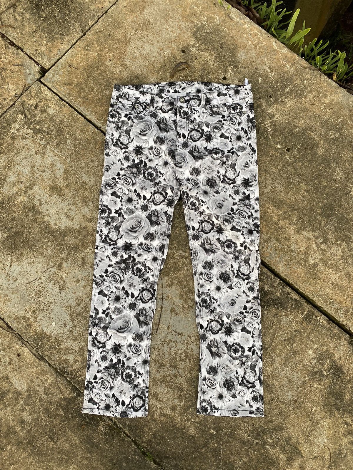 Japanese Brand ⚡️Steals⚡️ DIG DEEP Floral Spandex Pants | Grailed