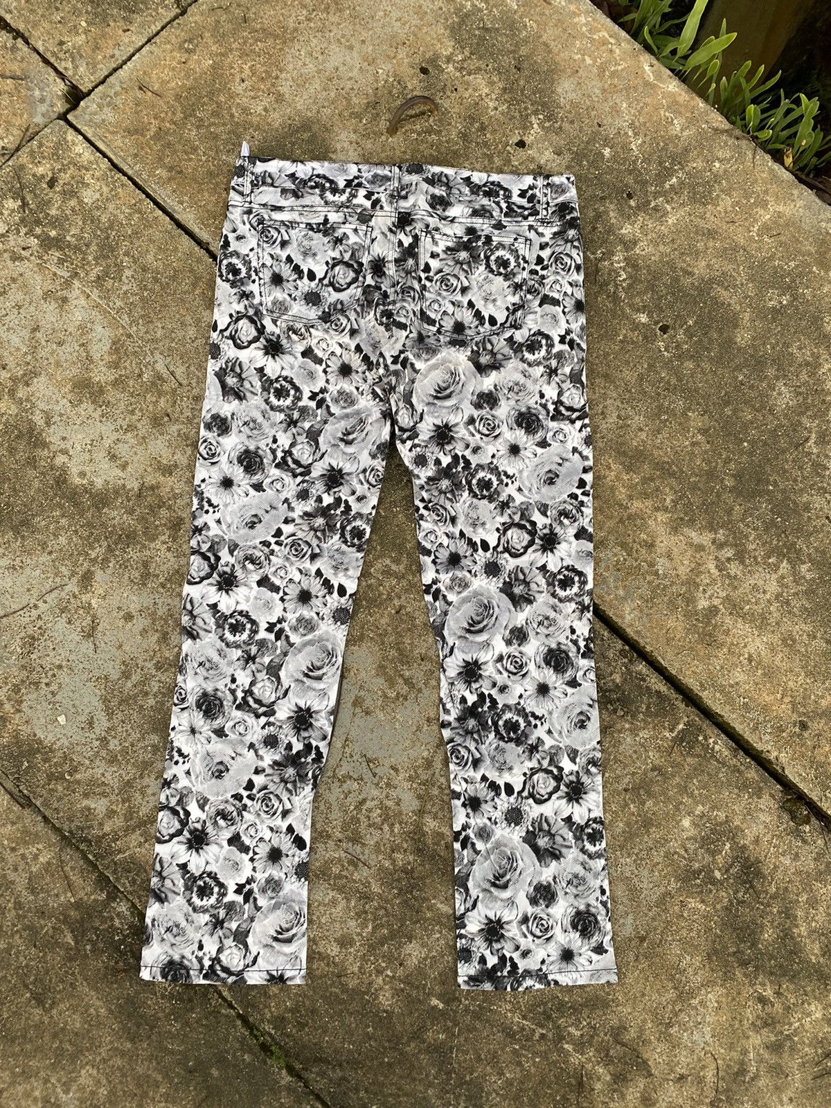 Japanese Brand ⚡️Steals⚡️ DIG DEEP Floral Spandex Pants | Grailed