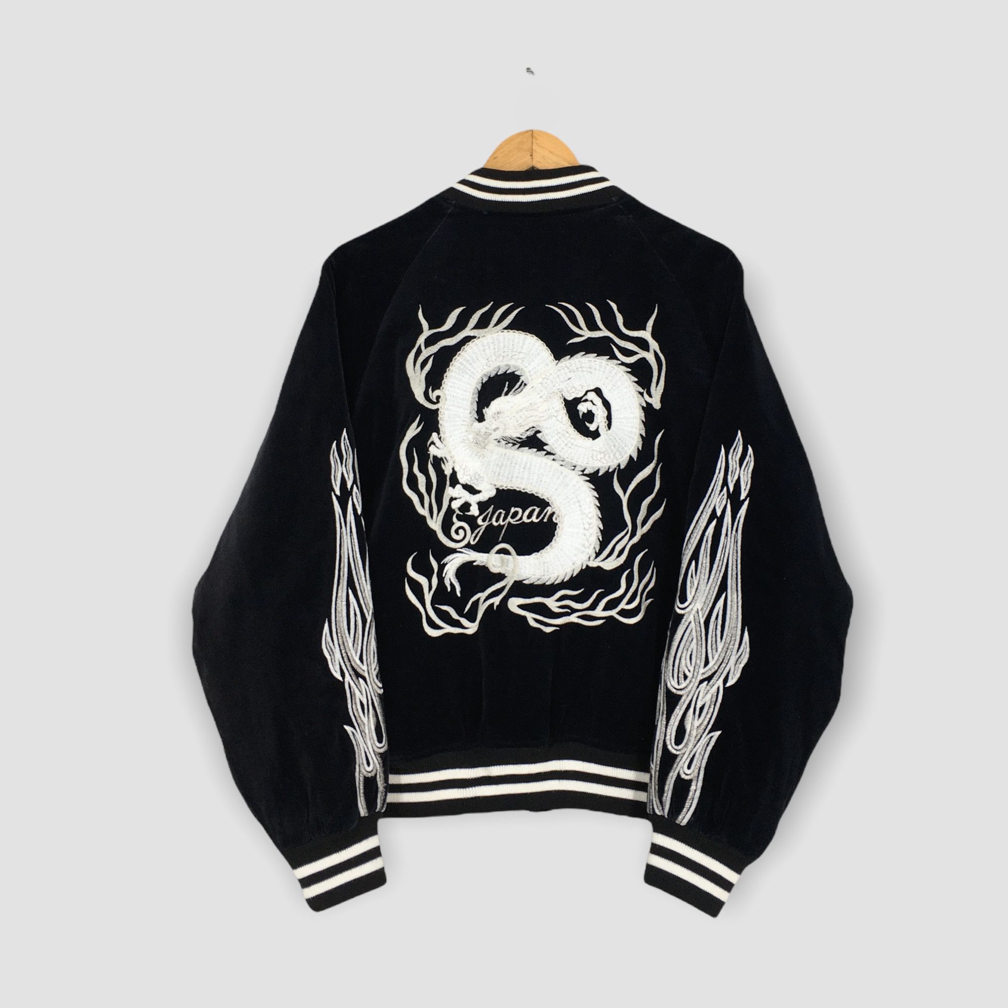 Vintage Vintage Sukajan White Dragon Japan Velvet Jacket Medium | Grailed