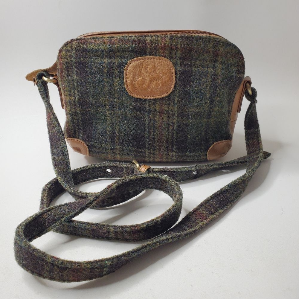 Aran Crafts Aran Woollen Mills Green Plaid Tweed Wool Leather Crossbody ...