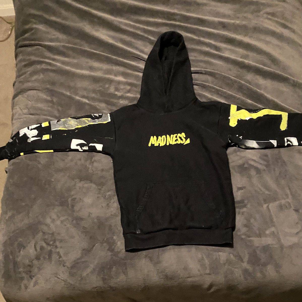 XO XO BBTM/BEAUTY BEHIND THE MADNESS 5 YEAR ANNIVERSARY HOODIE | Grailed