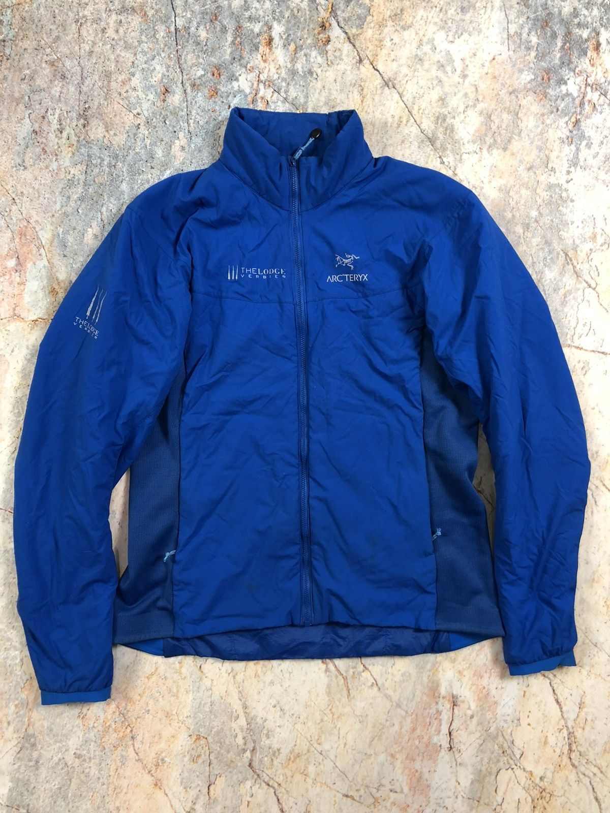 Arc'Teryx Arcteryx atom LT jacket blue | Grailed