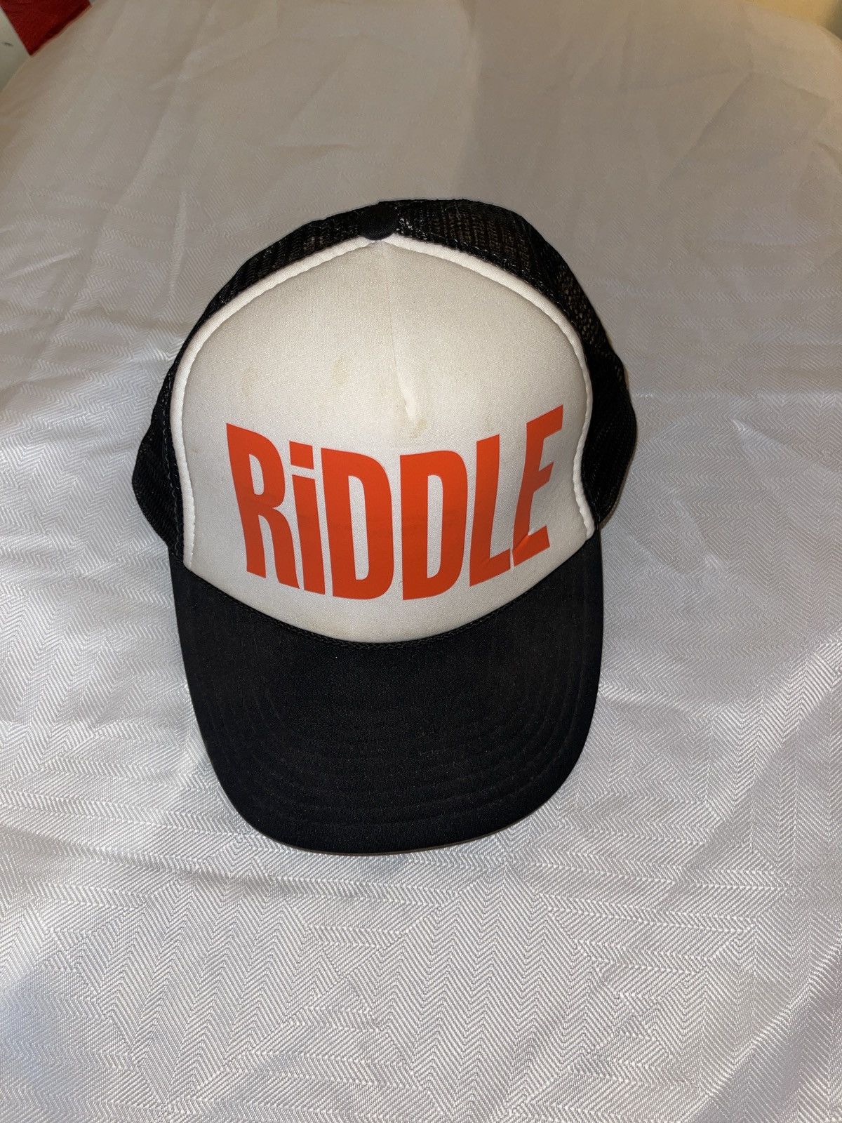Antony Riddle black/white/red RIDDLE | Grailed