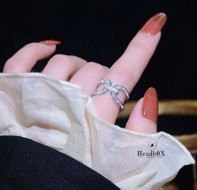 Luxury Shine Simple Classic Ring | Grailed