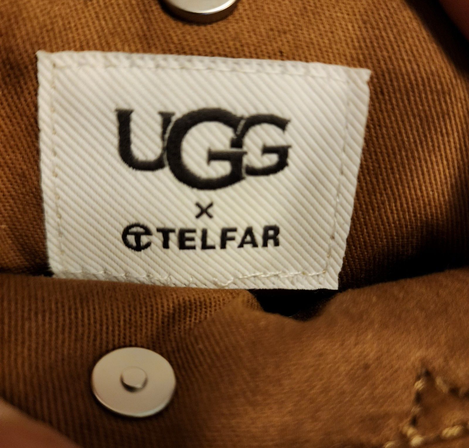 Telfar × Ugg UGG x TELFAR Small Reverse Shopper - Natural Telfar × Ugg UGG x TELFAR Small Reverse Shopper - Natural